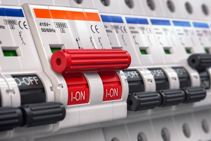 Why Do Circuit Breakers Keep Tripping? Causes and Solutions | Xcel ...